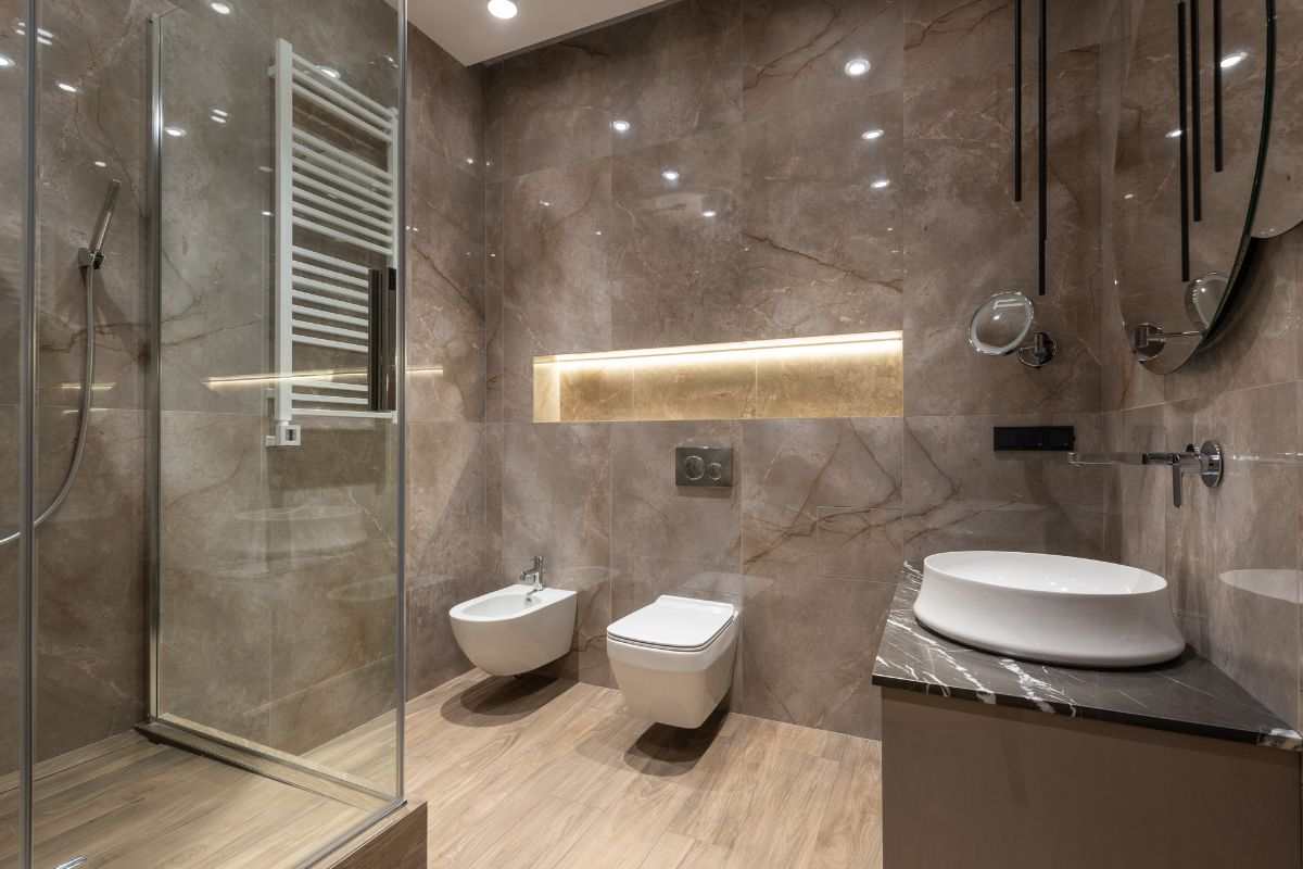 Addio alla doccia tradizionale: la nuova tendenza di design bagno che ...